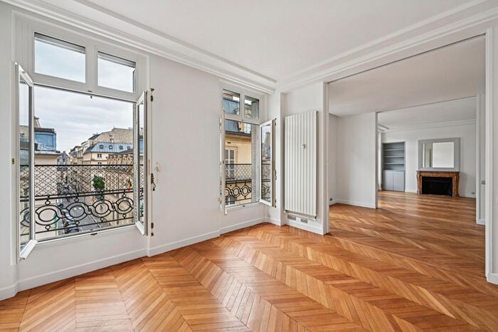 Appartement à vendre - Paris e , Elysée, Madeleine - 6 pièces - 4 chambres