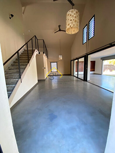 Maison 6 pièces à louer à Saint-Denis, La Montagne 8ème