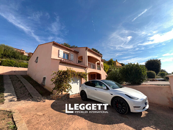 Maison à vendre - Carcès - 4 pièces - 3 chambres