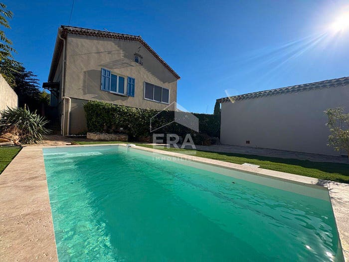 Appartement 4 pièces à Village-Cagueloup-Gueissard, Saint-Cyr-sur-Mer, à louer