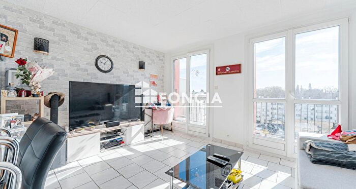 Appartement à vendre - Joué-lès-Tours, Centre-ville - 2 pièces - 1 chambre