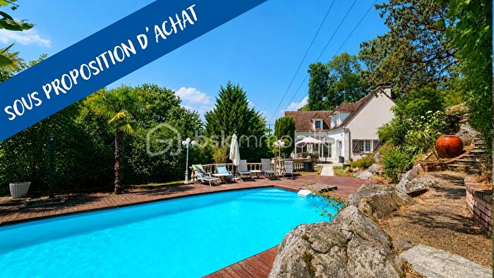 Saint-Pierre-lès-Nemours - Maison 9 pièces à vendre