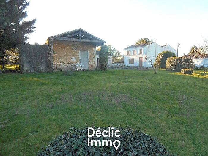 Maison à vendre - Écoyeux - 7 pièces - 3 chambres
