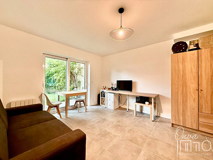 Appartement à vendre - Bron, Eglise - 1 pièce