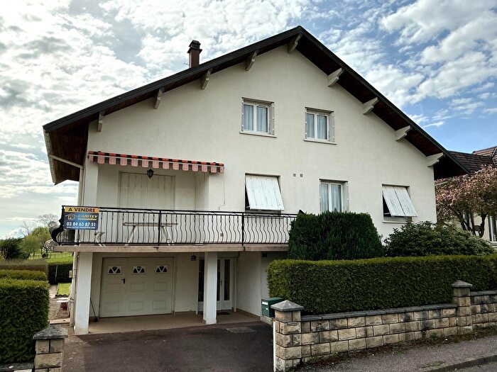 Maison 5 pièces à vendre à Lure