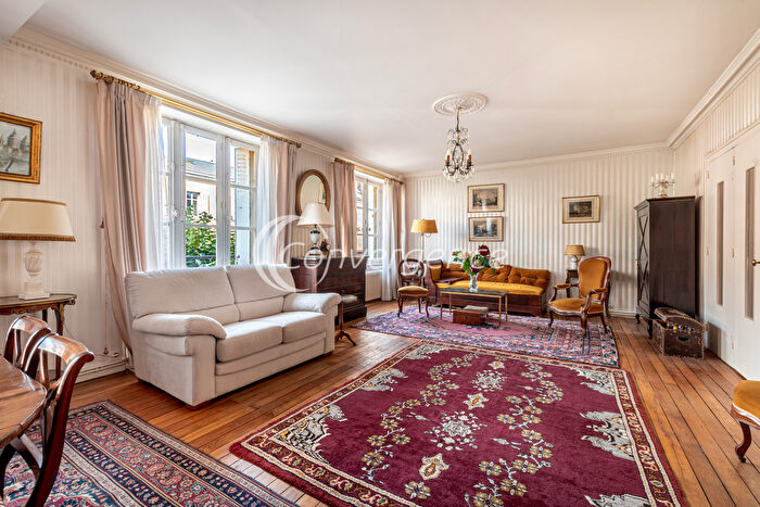 Limoges, Centre-ville, Hôtel de Ville, Emailleurs : Appartement 5 pièces à vendre