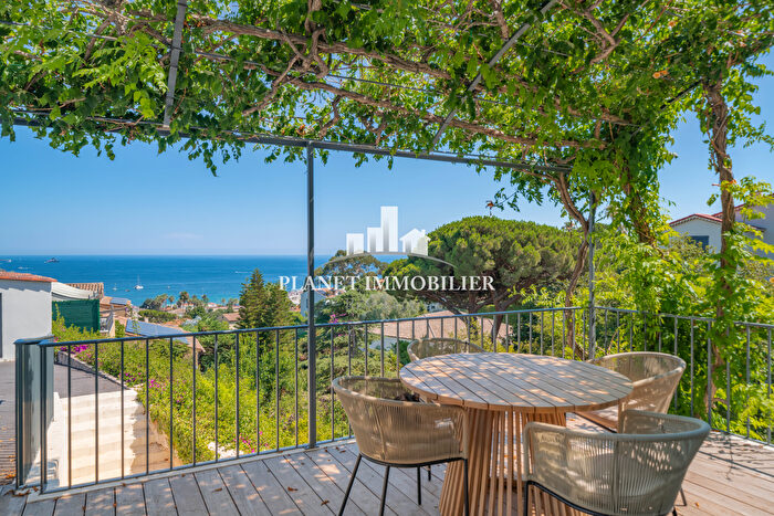 Maison 5 pièces à Vallauris, Puadon, Plateau de Bernis, Super Cannes, Le Maure, à vendre