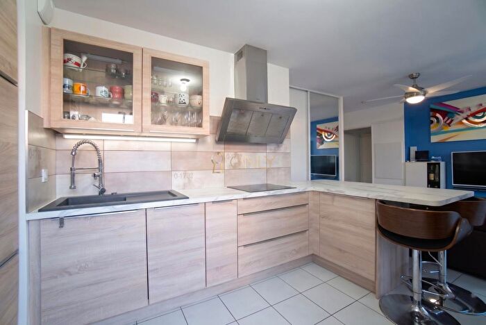 Appartement 2 pièces à Villefranche-sur-Saône, Nord Est, à vendre