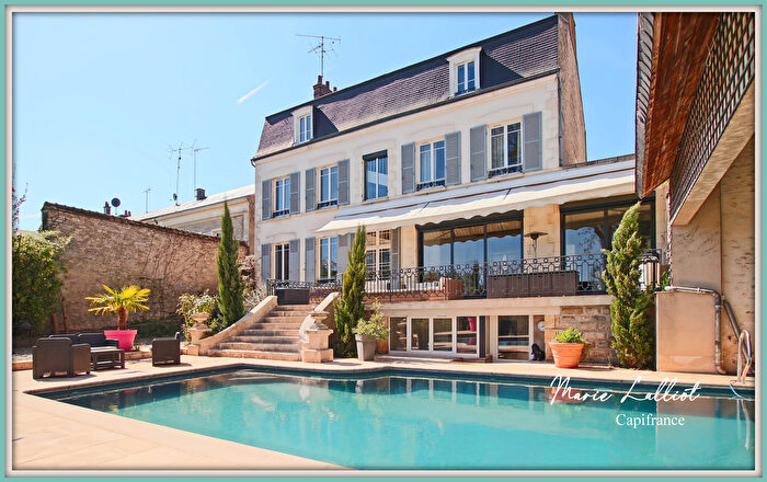 Pithiviers - Maison 11 pièces à vendre