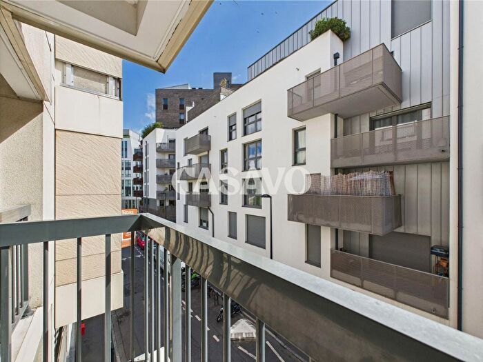 Appartement à vendre - Saint-Denis, La Plaine Saint-Denis - 3 pièces - 2 chambres