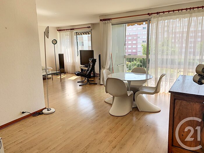 Appartement 3 pièces à louer - Dijon, Montmuzard