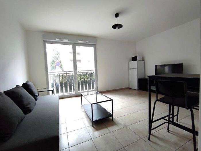Appartement 1 pièce à Grandclément, Villeurbanne, à louer