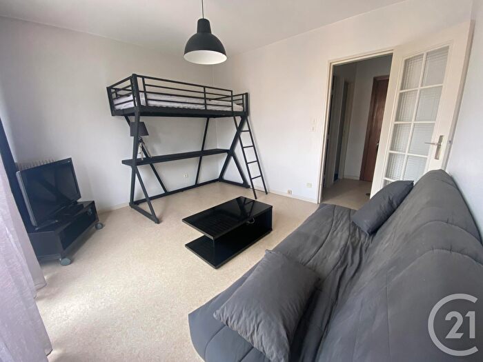 Appartement 1 pièce à Montbéliard, Faubourg, Mont-Chevis, Chiffogne, Citadelle, à louer