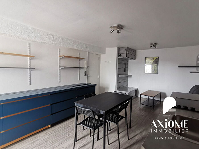 Appartement à louer - Nantes, Centre-ville - 1 pièce