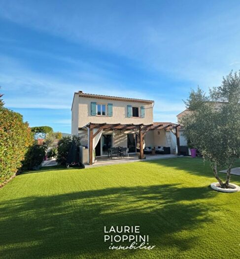 Maison à vendre - Nans-les-Pins - 4 pièces - 3 chambres