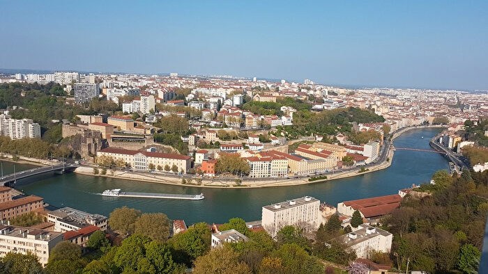 Appartement à vendre - Lyon e , Vaise, Rochecardon - 2 pièces - 1 chambre