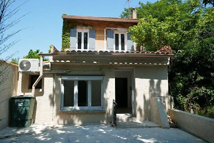 Maison à louer - Fontcouverte, Avignon - 3 pièces - 2 chambres