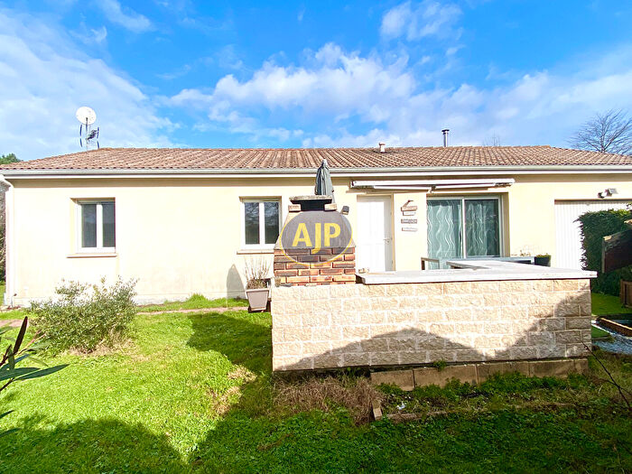 Maison à vendre - Hourtin - 5 pièces - 4 chambres