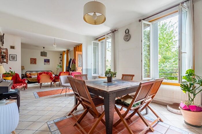 Aubervilliers, Landy-Plaine, Marcreus, Pressensé : Maison 9 pièces à vendre