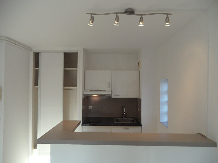 Appartement à louer - Chilly-Mazarin, Pavillons Sud - 2 pièces - 1 chambre