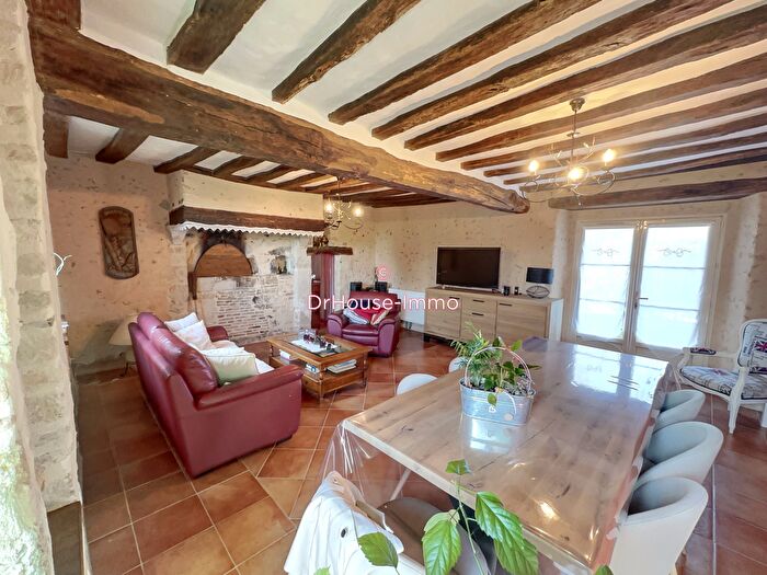 Maison à vendre - La Chapelle-du-Bois - 8 pièces - 4 chambres