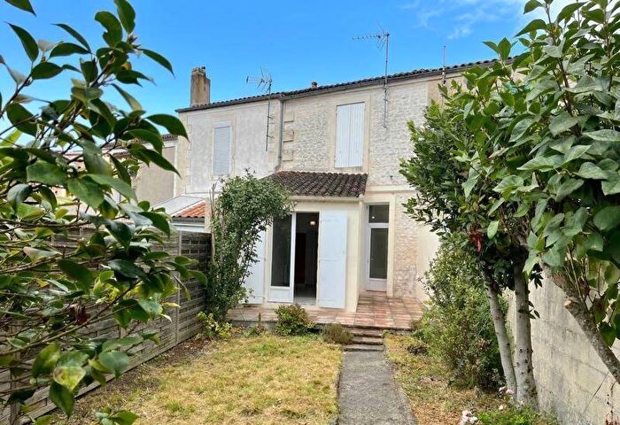 Maison à louer - La Fenetre, Saintes - 4 pièces - 2 chambres