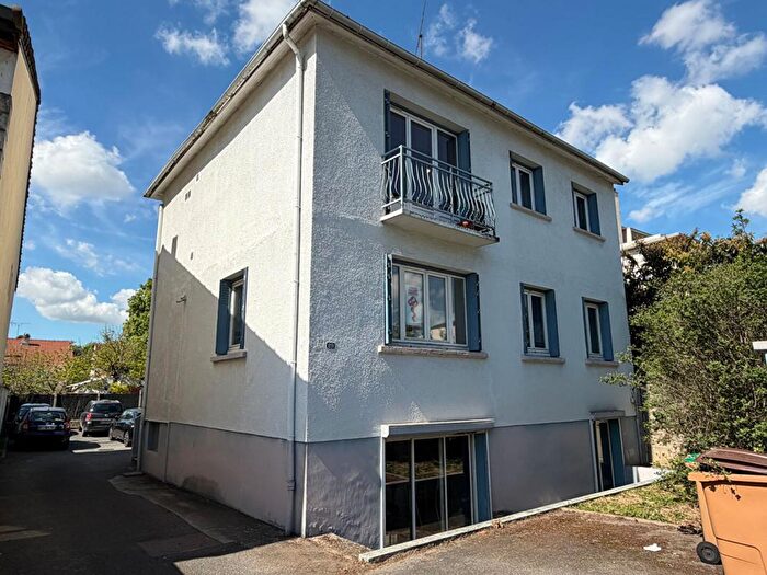 Vitry-sur-Seine, Coteau, Malassis - Maison 10 pièces à vendre
