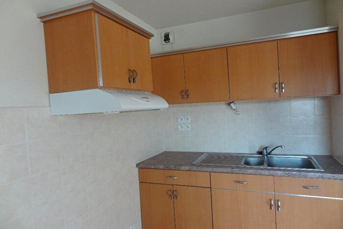 Appartement à louer - Rodez, Centre historique, Vieux-Rodez - 2 pièces - 1 chambre