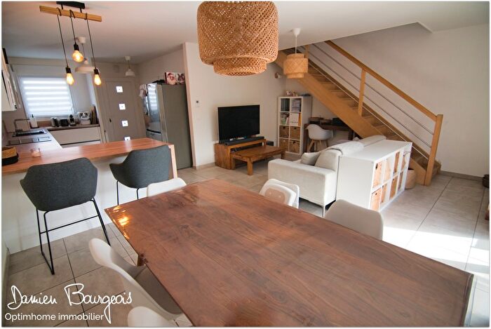 Maison à vendre - Saint-Genis-Pouilly - 4 pièces - 3 chambres