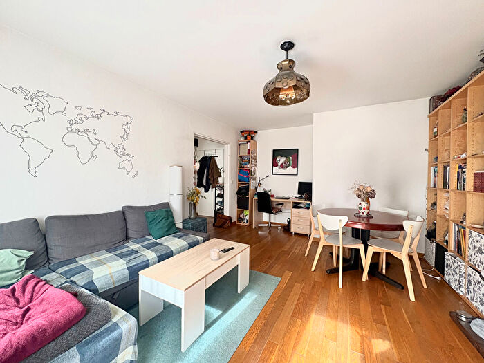 Appartement à vendre - Saint-Cyr-lécole, Hôtel de ville - 2 pièces - 1 chambre