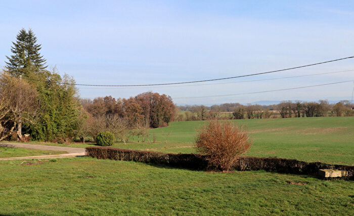 Maison à vendre - Curciat-Dongalon - 6 pièces - 3 chambres