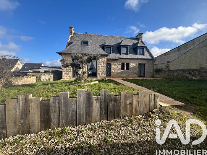 Maison à vendre - Lesneven - 5 pièces - 4 chambres