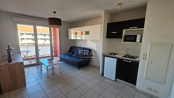 Appartement à louer - Saint-Laurent-du-Var, Centre-ville, Rascas, Notre-Dame, Condamines - 1 pièce