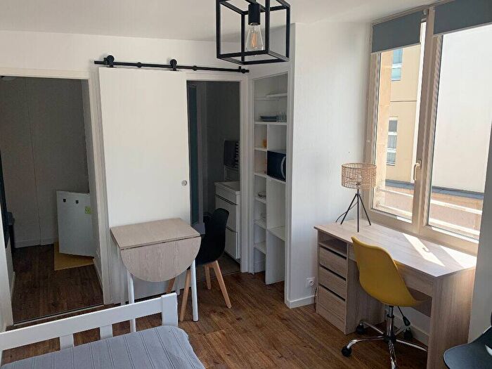 Appartement à louer - Trois Quartiers-Centre Ville, Poitiers - 1 pièce