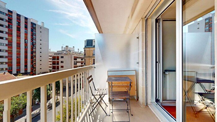 Télégraphe-Pelleport Saint Fargeau, Paris 20ème arrondissement : Appartement 1 pièce à louer