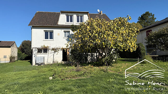 Maison à vendre - La Salvetat-Peyralès - 6 pièces - 4 chambres