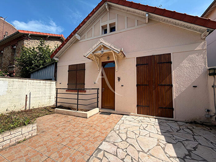 Maison 3 pièces à louer - Nanterre, Plateau