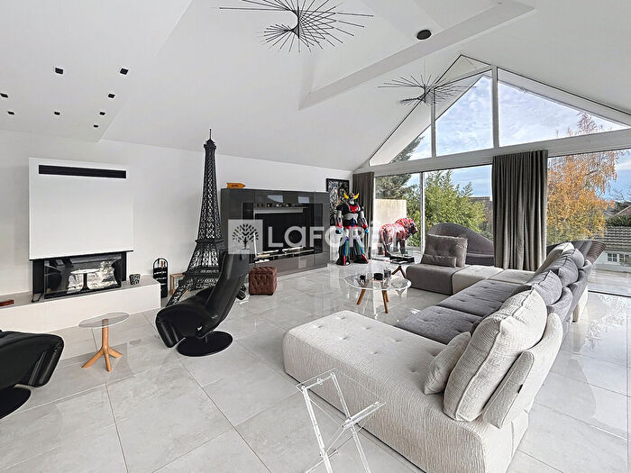 Maison à vendre - Orgeval - 9 pièces - 5 chambres