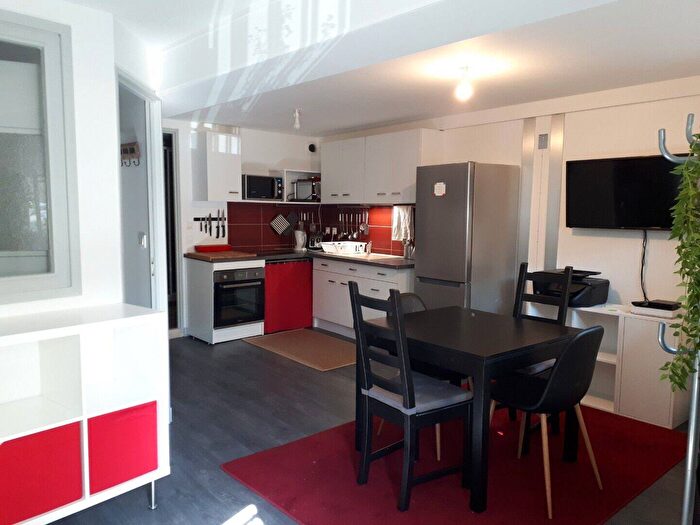 Appartement à louer - Pentes de la croix-rousse, Lyon er arrondissement - 1 pièce