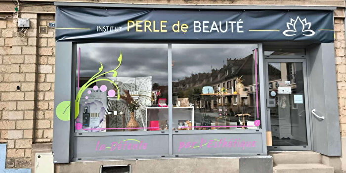 Maison à vendre - Vimoutiers - 4 pièces - 3 chambres