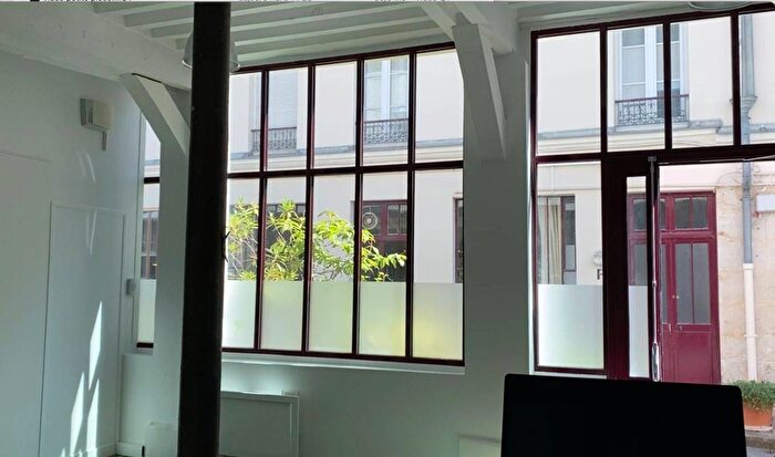 Appartement à louer - République-Saint Ambroise, Paris ème arrondissement - 2 pièces - 1 chambre