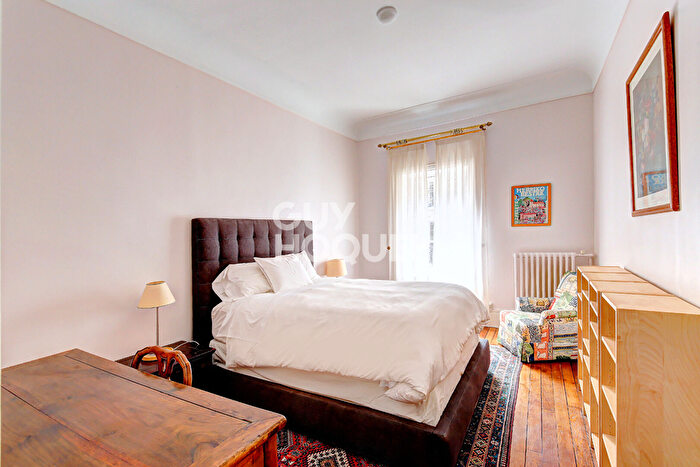 Appartement à louer - Paris e , Passy, Maison de la Radio, Muette-Sud - 2 pièces - 1 chambre