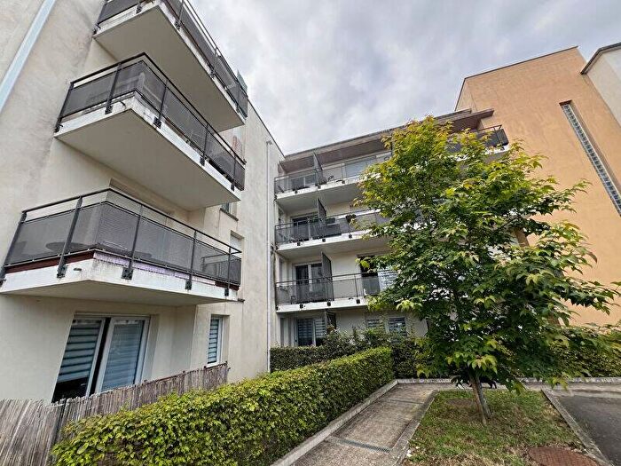 Vauvert, Bourges : Appartement 2 pièces à louer