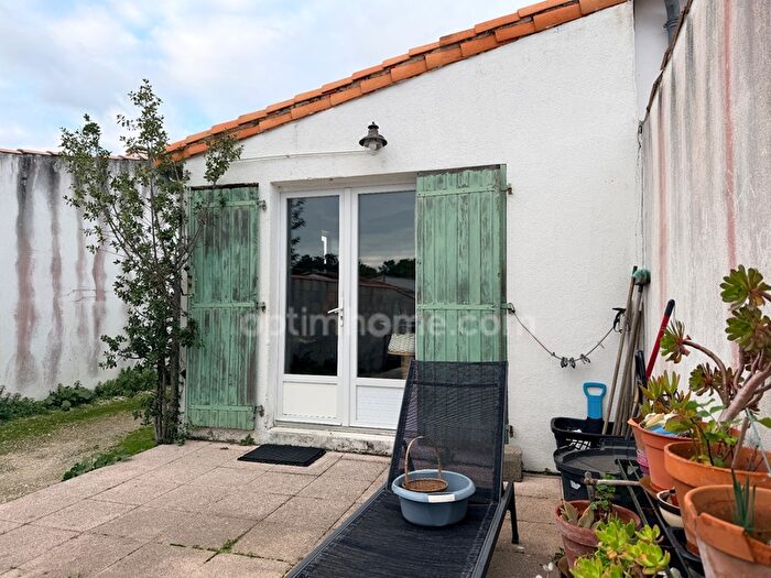 Maison à vendre - La Flotte - 2 pièces - 1 chambre