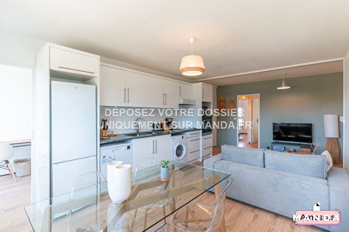 Appartement à louer - Talence, Thouars, Bijou, Raba - 5 pièces - 1 chambre