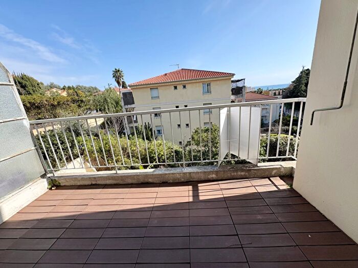 Appartement à vendre - Nice, Caucade - 3 pièces - 2 chambres