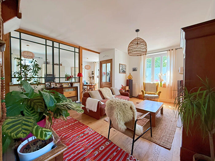 Maison à vendre - Chaponost - 6 pièces - 4 chambres