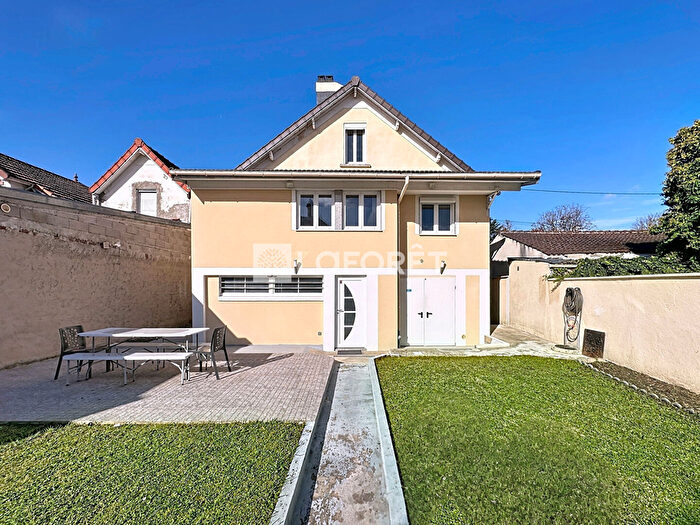 Maison à vendre - Montfermeil, Coudreaux - 5 pièces - 3 chambres