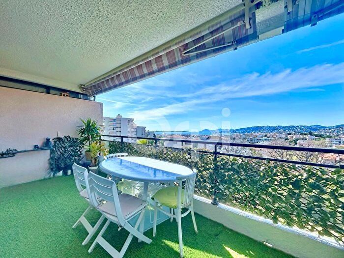 Appartement 3 pièces à Antibes, Antibes-les-Pins, Trianon, Le Fournel, Peyregoue, à vendre