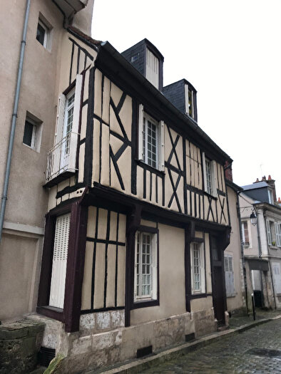Maison à vendre - Bourges, Centre-ville, Charlet, Lahitolle, Pignoux, Sembat - 6 pièces - 5 chambres
